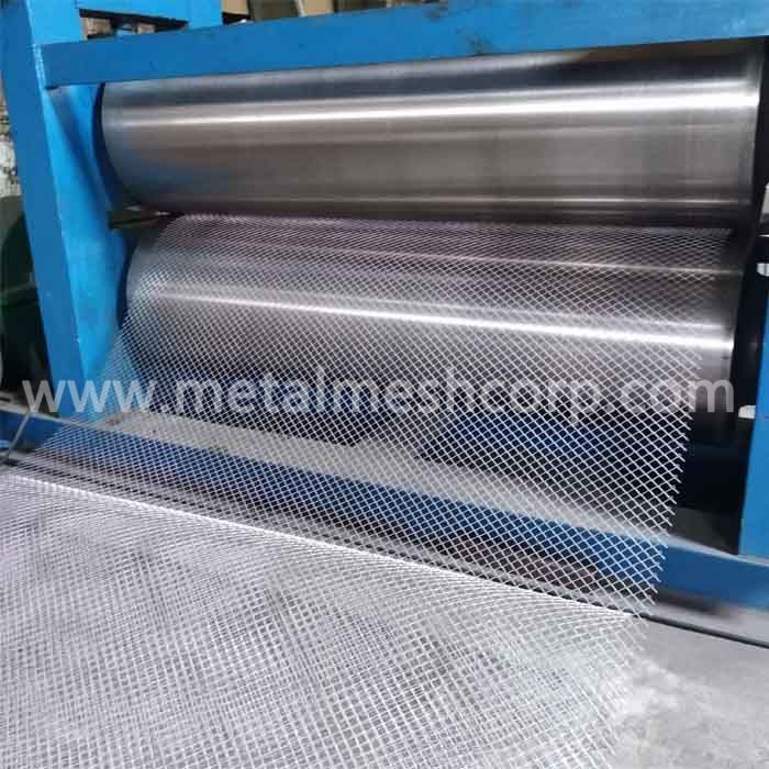 Carbon Steel Flattened Expanded Metal Supplier